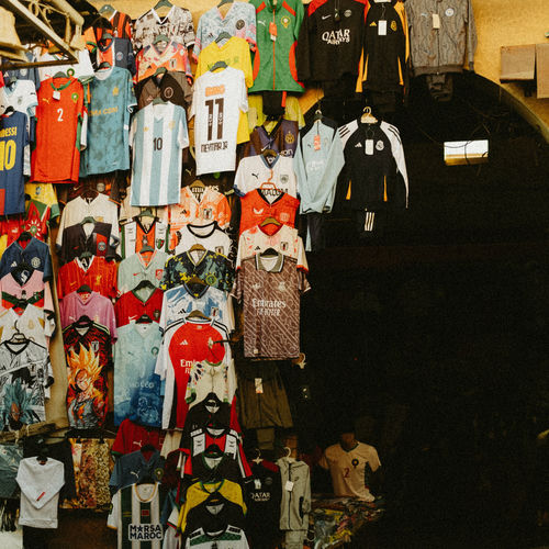 MAILLOT DE FOOT À MARRAKECH - James Loup | Nouvel album sur Deezer